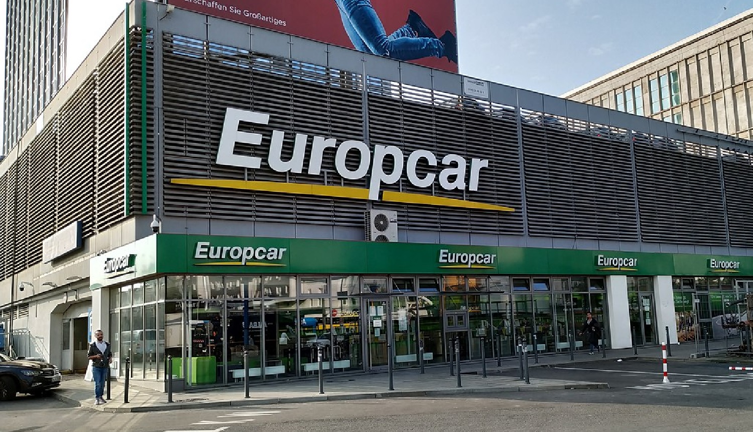 Europcar ayudará a sus trabajadores a comprar gafas graduadas ...