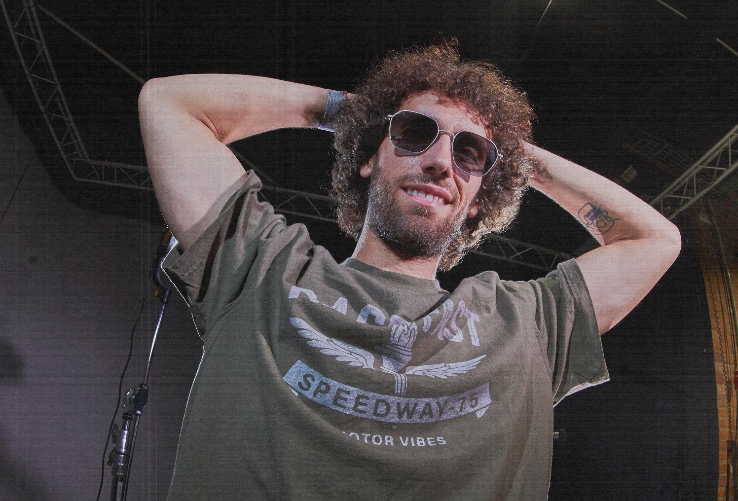 Hawkers estrecha su alianza con el piloto Álex Rins para lanzar una ...