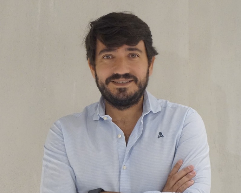 Javier Sánchez deja Multiópticas y el sector óptico para incorporarse a O2 - Modaengafas.com