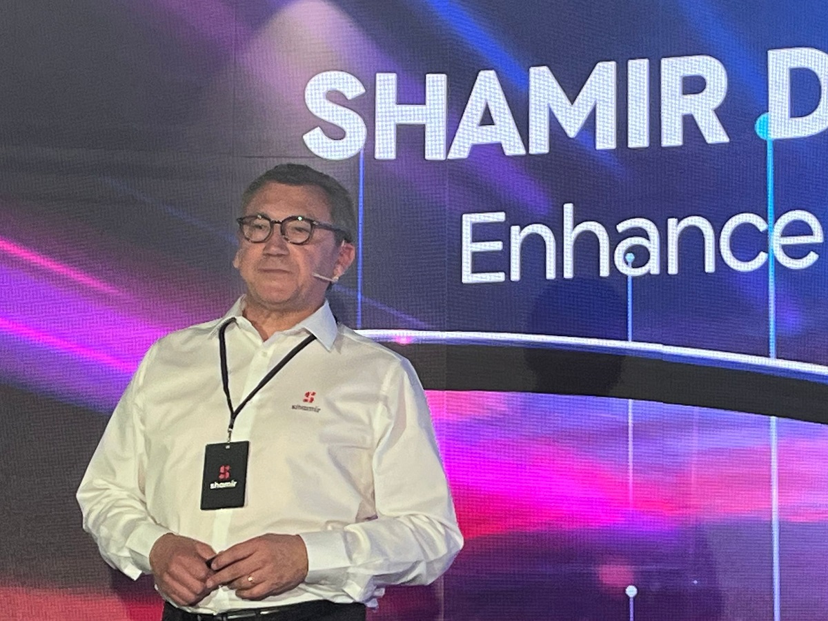 Shamir Optical, al volante: lanza las lentes Shamir Driver Intelligence ...