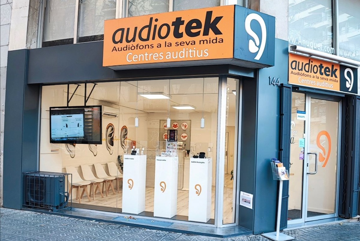 Audiotek finaliza el ‘restyling’ de su centro de Barcelona - Modaengafas.com