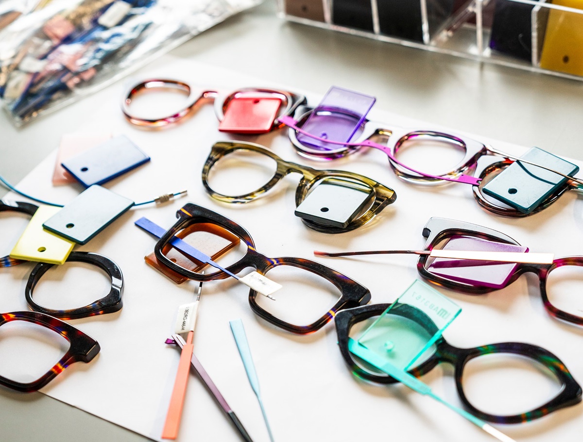 Morel abre una filial para los países bálticos - Modaengafas.com