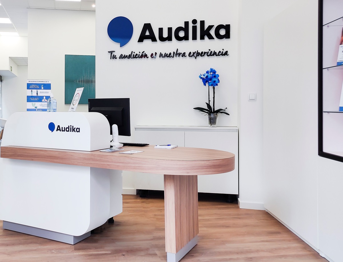 Demant afianza su estrategia de verticalización con la compra de la cadena danesa DHC ...