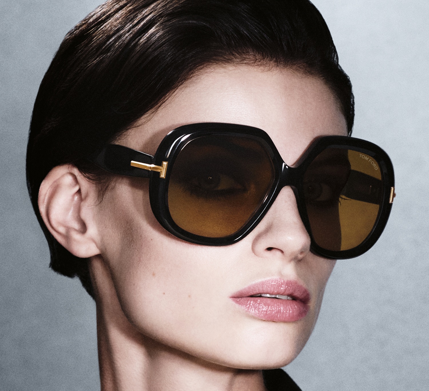 Tom Ford recupera el glamour de los años 70 y 80 en su nueva colección ...