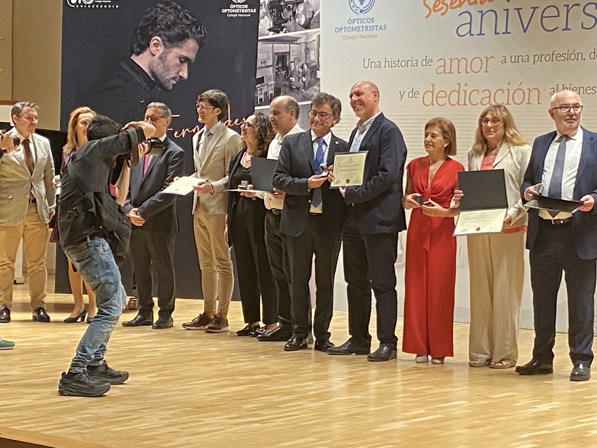 El CNOO celebra su 60 aniversario y reivindica el papel del óptico ...