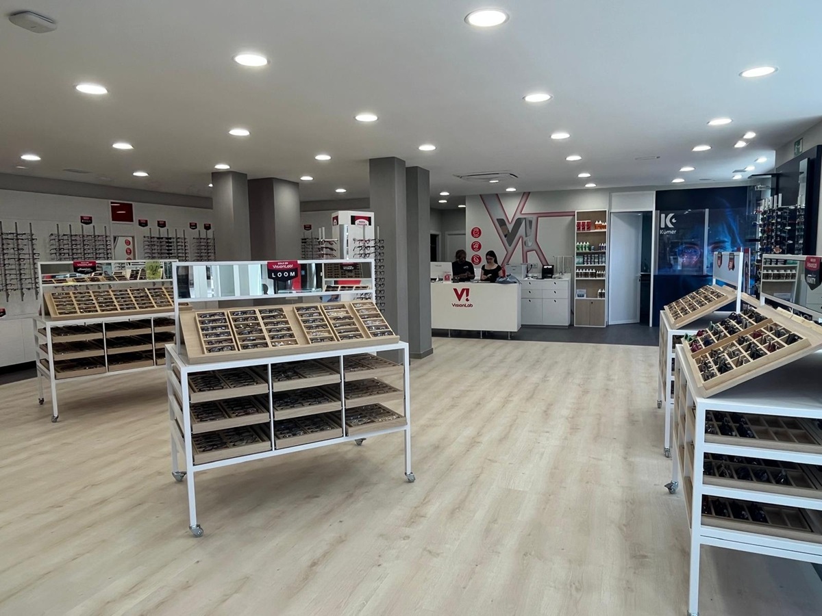 Visionlab roza las 110 ópticas tras una apertura en Zaragoza ...